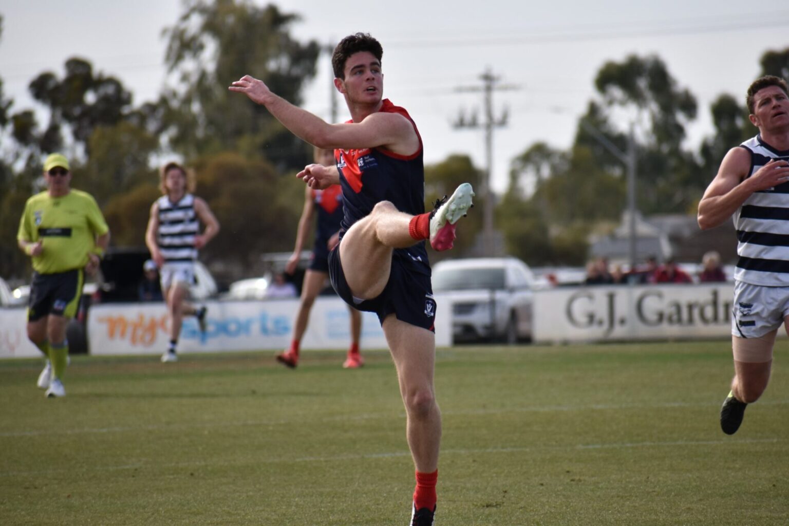 Brodie Jones & RJ Watson sign on for 2023 - Mildura Football Netball Club
